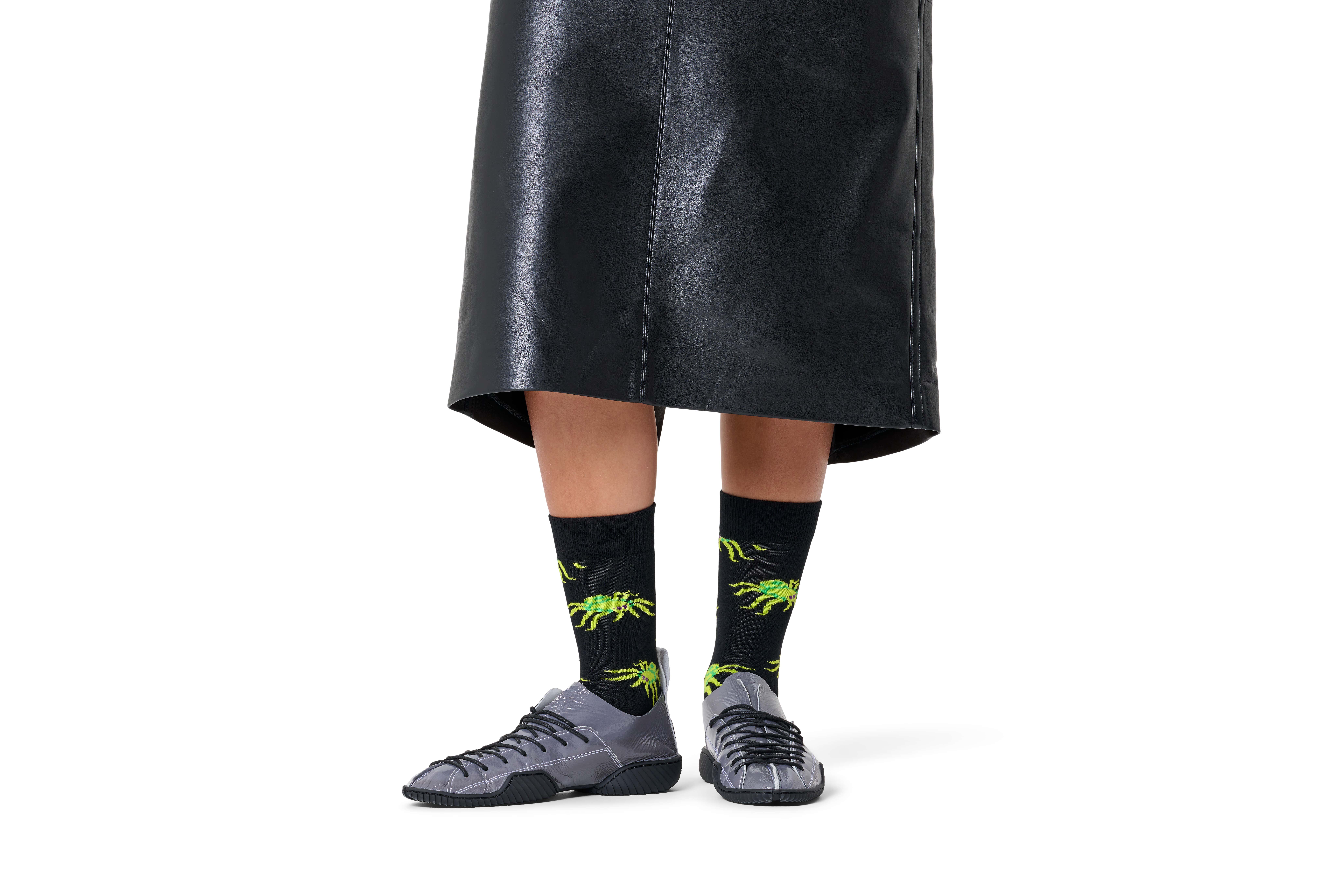 Black Spider Pattern Socks | Spooky & Fun | Happy Socks US